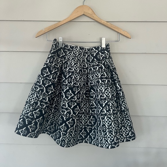 Xhilaration | Skirts | Structured Black And White Skirt Super Cute ...
